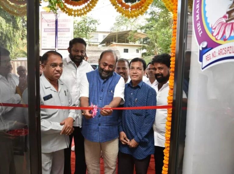 Minister for Co-operation, Shri. Subhash Shirodkar in the presence of MP (Rajya Sabha), Shri ...